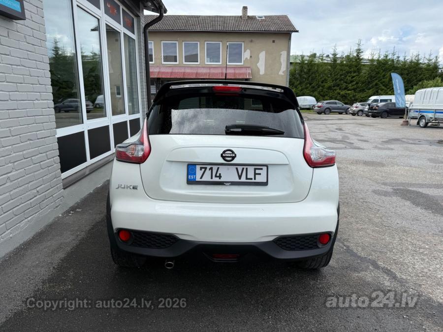 Balts Nissan Juke 2016 Rapla, ar dzinēja tilpumu 1.60 L un nobraukumu 110 tūkst. km par 7990 €, foto 5 vietnē AUTOMOTO.COM.LV