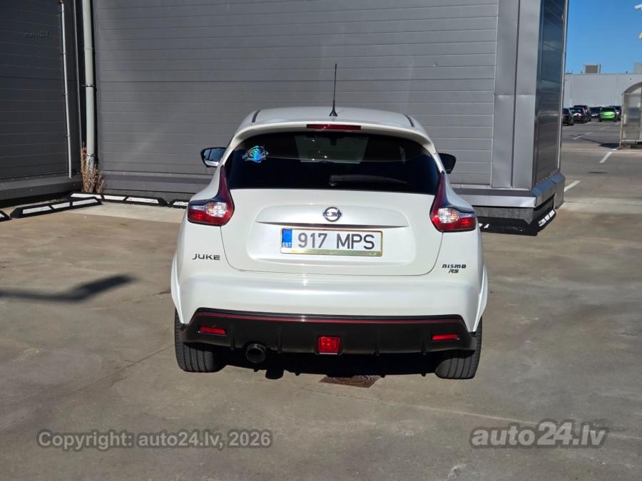 White Nissan Juke 2016 in Tallinn, with an engine capacity of 1.60 L and mileage of 120 thousand km for 12000 €, photo 8 on AUTOMOTO.COM.LV