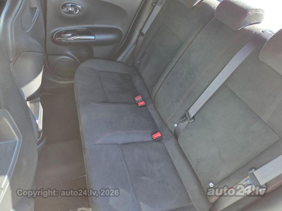 White Nissan Juke 2016 in Tallinn, with an engine capacity of 1.60 L and mileage of 120 thousand km for 12000 €, photo 13 on AUTOMOTO.COM.LV