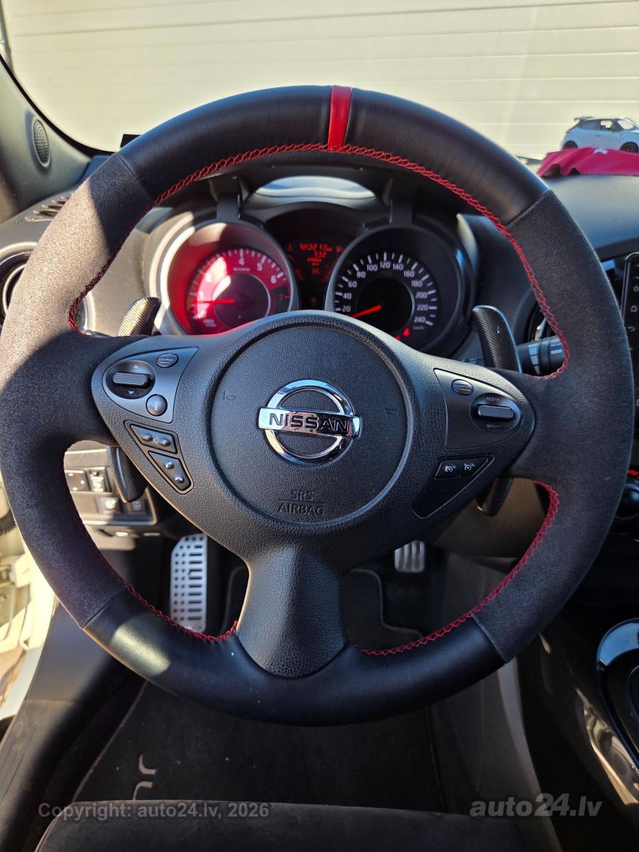 White Nissan Juke 2016 in Tallinn, with an engine capacity of 1.60 L and mileage of 120 thousand km for 12000 €, photo 18 on AUTOMOTO.COM.LV