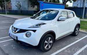 White Nissan Juke 2018 in Riga, with an engine capacity of 1.60 L and mileage of 152 thousand km for 7500 €, photo 3 on AUTOMOTO.COM.LV