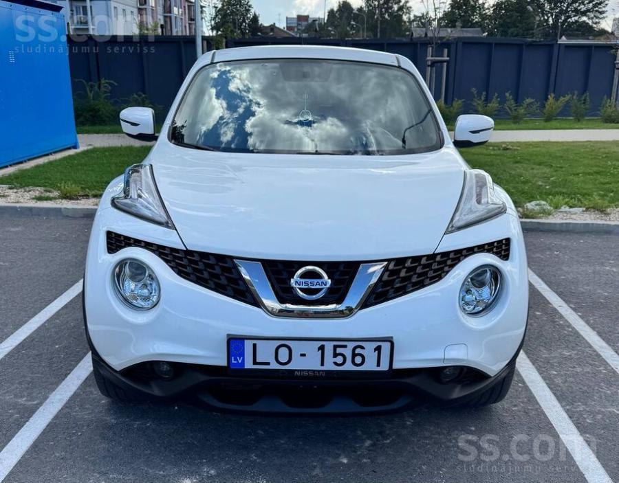 White Nissan Juke 2018 in Riga, with an engine capacity of 1.60 L and mileage of 152 thousand km for 7500 €, photo 8 on AUTOMOTO.COM.LV