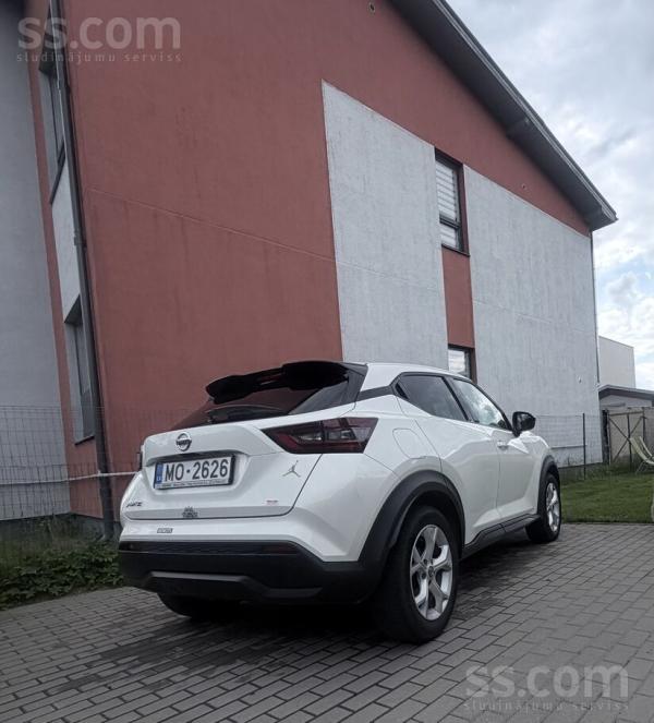 White Nissan Juke 2022 in Riga, with an engine capacity of 1.00 L and mileage of 95 thousand km for 13700 €, photo 7 on AUTOMOTO.COM.LV