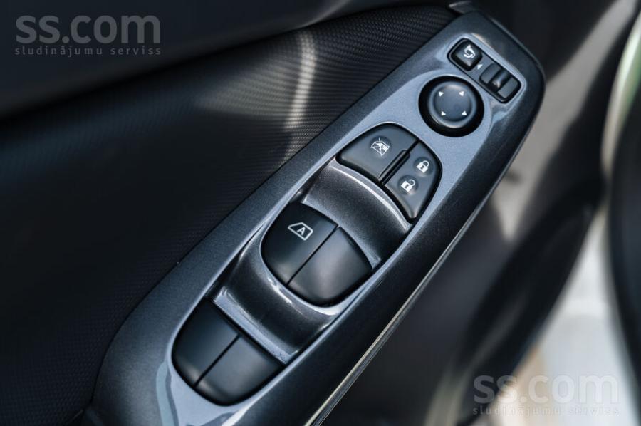 Balts Nissan Juke 2022 Rīga, ar dzinēja tilpumu 1.00 L un nobraukumu 63 tūkst. km par 13300 €, foto 12 vietnē AUTOMOTO.COM.LV