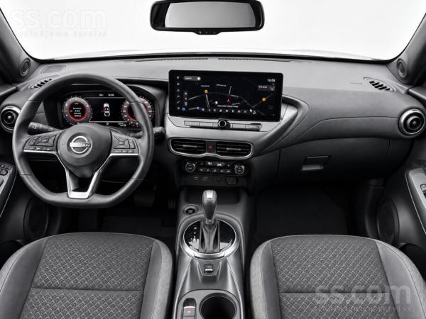 Nissan Juke 2025 in Riga on AUTOMOTO.COM.LV White Nissan Juke 2025 in Riga, with an engine capacity of 1.60 L and mileage of 26 thousand km for 24590 €, photo 8 on AUTOMOTO.COM.LV