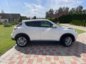 Balts Nissan Juke 2015 Ogre, ar dzinēja tilpumu 1.60 L un nobraukumu 114 tūkst. km par 7950 €, foto 6 vietnē AUTOMOTO.COM.LV