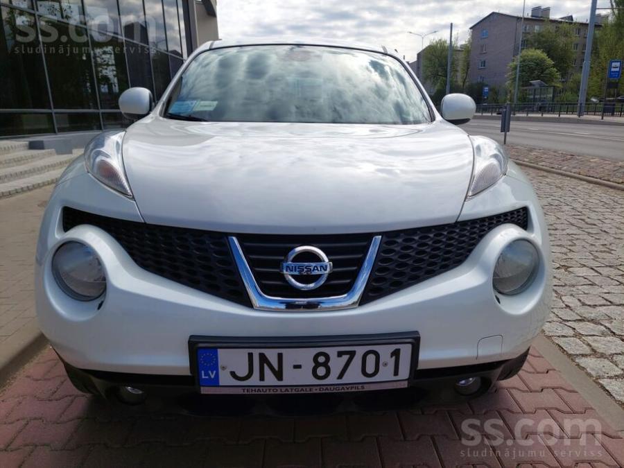 Balts Nissan Juke 2014 Daugavpils, ar dzinēja tilpumu 1.60 L un nobraukumu 102 tūkst. km par 6550 €, foto 3 vietnē AUTOMOTO.COM.LV