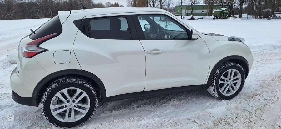 White Nissan Juke 2015 in Taurage, with an engine capacity of 1.50 L and mileage of 209 thousand km for 6200 €, photo 7 on AUTOMOTO.COM.LV