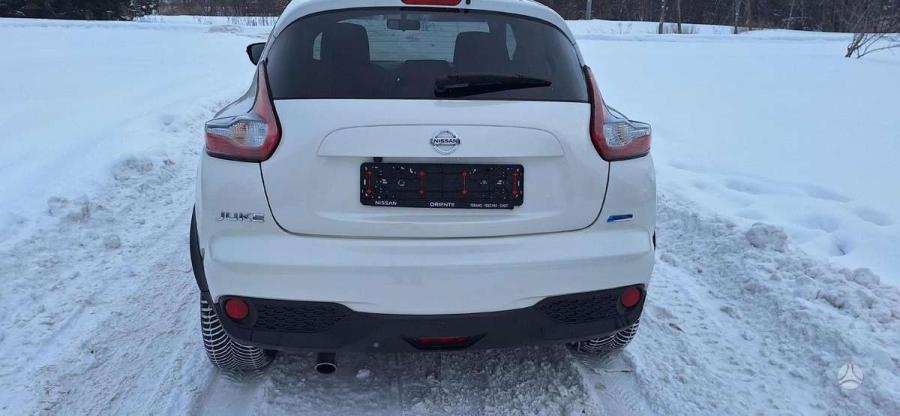 White Nissan Juke 2015 in Taurage, with an engine capacity of 1.50 L and mileage of 209 thousand km for 6200 €, photo 9 on AUTOMOTO.COM.LV
