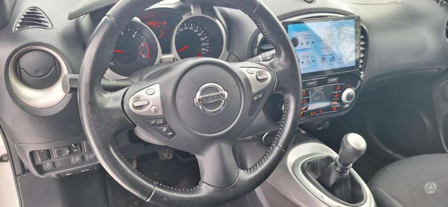 White Nissan Juke 2015 in Taurage, with an engine capacity of 1.50 L and mileage of 209 thousand km for 6200 €, photo 14 on AUTOMOTO.COM.LV