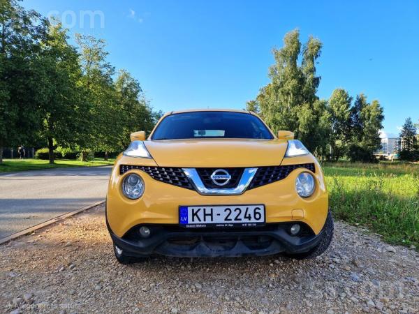 Желтый Ниссан Жук 2015 в Рига, объемом двигателя 1.60 л и пробегом 78 тыс. км за 8200 €, фото 6 на AUTOMOTO.COM.LV