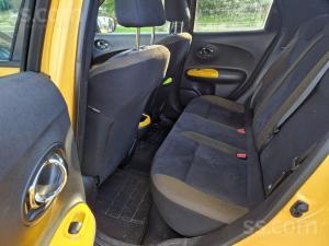 Yellow Nissan Juke 2015 in Riga, with an engine capacity of 1.60 L and mileage of 78 thousand km for 8200 €, photo 14 on AUTOMOTO.COM.LV