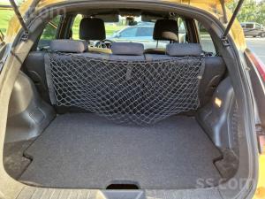 Yellow Nissan Juke 2015 in Riga, with an engine capacity of 1.60 L and mileage of 78 thousand km for 8200 €, photo 20 on AUTOMOTO.COM.LV