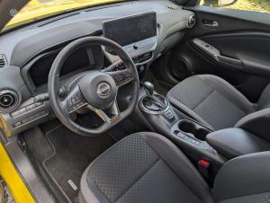 Dzeltens Nissan Juke 2025 Viļņa, ar dzinēja tilpumu 1.60 L un nobraukumu 5 tūkst. km par 25500 €, foto 11 vietnē AUTOMOTO.COM.LV