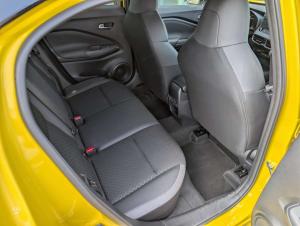 Dzeltens Nissan Juke 2025 Viļņa, ar dzinēja tilpumu 1.60 L un nobraukumu 5 tūkst. km par 25500 €, foto 15 vietnē AUTOMOTO.COM.LV