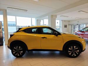 Yellow Nissan Juke 2026 in Siauliai, with an engine capacity of 1.60 L and mileage of 3 thousand km for 23890 €, photo 4 on AUTOMOTO.COM.LV