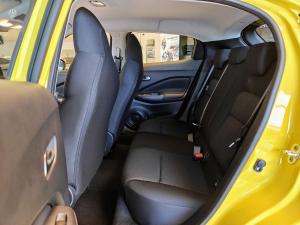 Yellow Nissan Juke 2026 in Siauliai, with an engine capacity of 1.60 L and mileage of 3 thousand km for 23890 €, photo 14 on AUTOMOTO.COM.LV
