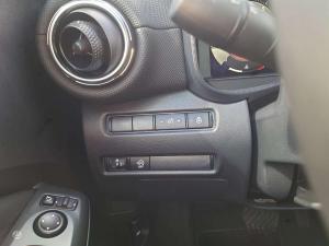Dzeltens Nissan Juke 2026 Kauņa, ar dzinēja tilpumu 1.00 L un nobraukumu 0 tūkst. km par 23490 €, foto 16 vietnē AUTOMOTO.COM.LV