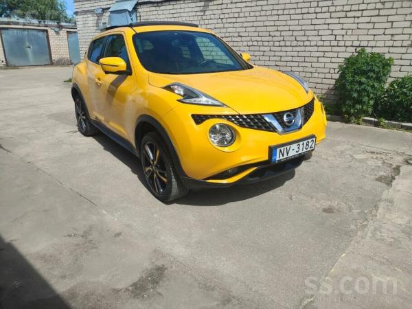 Yellow Nissan Juke 2016 in Riga, with an engine capacity of 1.60 L and mileage of 75 thousand km for 8500 €, photo 1 on AUTOMOTO.COM.LV