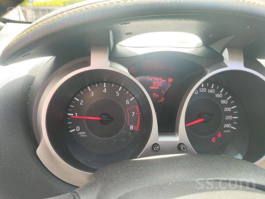 Dzeltens Nissan Juke 2016 Rīga, ar dzinēja tilpumu 1.60 L un nobraukumu 75 tūkst. km par 8500 €, foto 5 vietnē AUTOMOTO.COM.LV