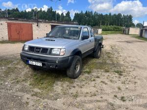 Серый Ниссан Кинг Каб 1999 в Валка, объемом двигателя 2.50 л и пробегом 500 тыс. км за 4300 €, фото 4 на AUTOMOTO.COM.LV