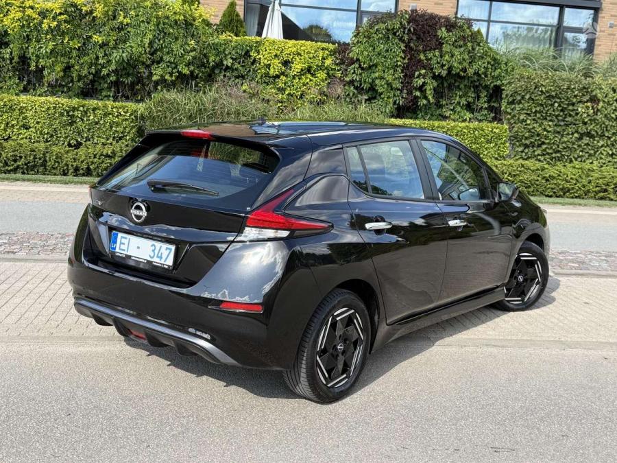 Melns Nissan Leaf 2022 Rīga, ar dzinēja tilpumu 0.00 L un nobraukumu 55 tūkst. km par 16550 €, foto 8 vietnē AUTOMOTO.COM.LV