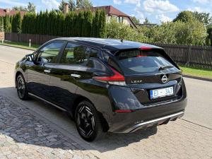 Melns Nissan Leaf 2022 Rīga, ar dzinēja tilpumu 0.00 L un nobraukumu 55 tūkst. km par 16550 €, foto 10 vietnē AUTOMOTO.COM.LV