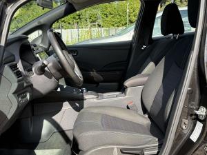 Melns Nissan Leaf 2022 Rīga, ar dzinēja tilpumu 0.00 L un nobraukumu 55 tūkst. km par 16550 €, foto 20 vietnē AUTOMOTO.COM.LV