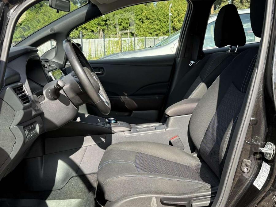Melns Nissan Leaf 2022 Rīga, ar dzinēja tilpumu 0.00 L un nobraukumu 55 tūkst. km par 16550 €, foto 20 vietnē AUTOMOTO.COM.LV