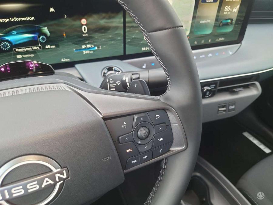 Black Nissan Leaf 2026 in Kaunas, with an engine capacity of 0.00 L and mileage of 0 thousand km for 40890 €, photo 12 on AUTOMOTO.COM.LV