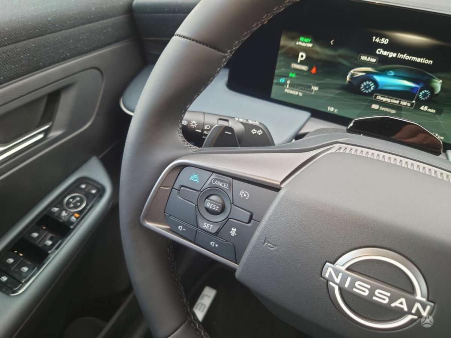 Black Nissan Leaf 2026 in Kaunas, with an engine capacity of 0.00 L and mileage of 0 thousand km for 40890 €, photo 13 on AUTOMOTO.COM.LV