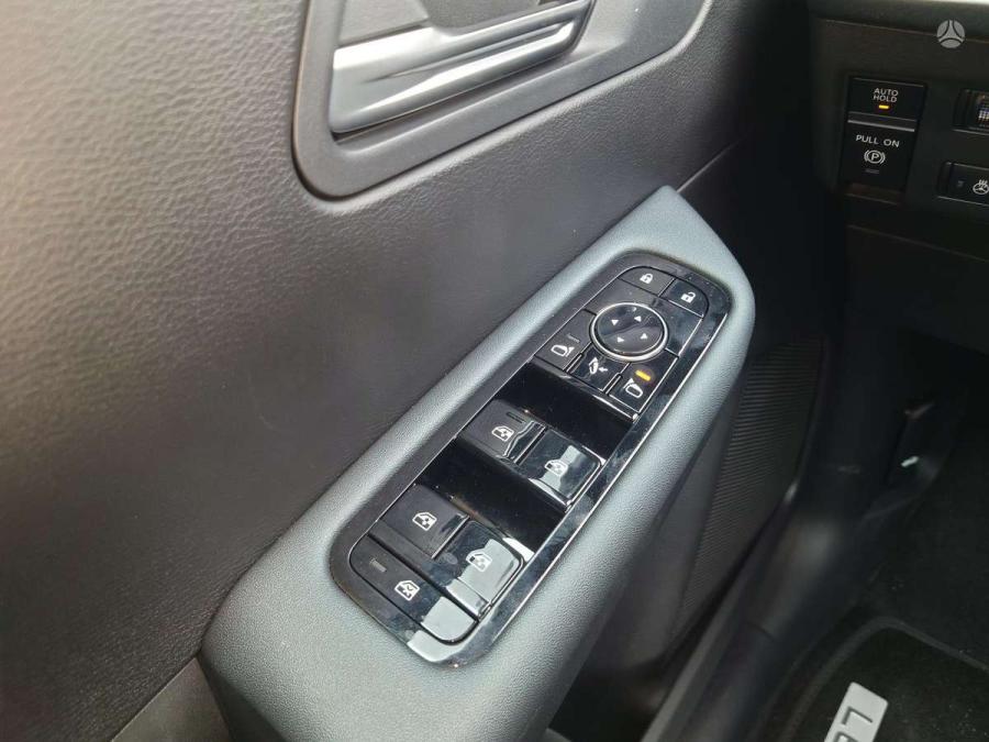 Black Nissan Leaf 2026 in Kaunas, with an engine capacity of 0.00 L and mileage of 0 thousand km for 40890 €, photo 14 on AUTOMOTO.COM.LV