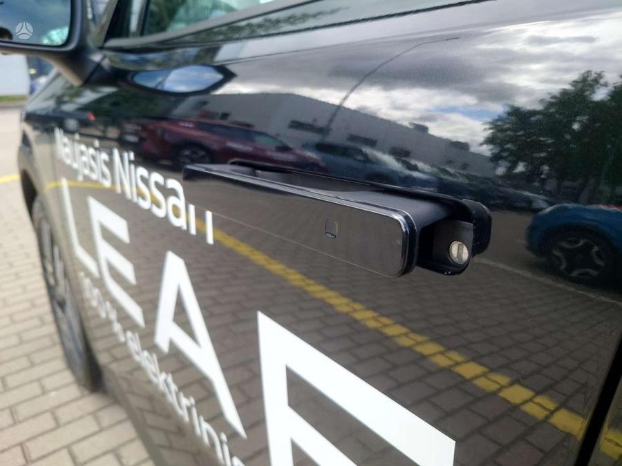 Black Nissan Leaf 2026 in Kaunas, with an engine capacity of 0.00 L and mileage of 0 thousand km for 40890 €, photo 28 on AUTOMOTO.COM.LV