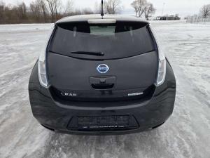 Black Nissan Leaf 2013 in Marijampole, with an engine capacity of 0.00 L and mileage of 123 thousand km for 3250 €, photo 7 on AUTOMOTO.COM.LV