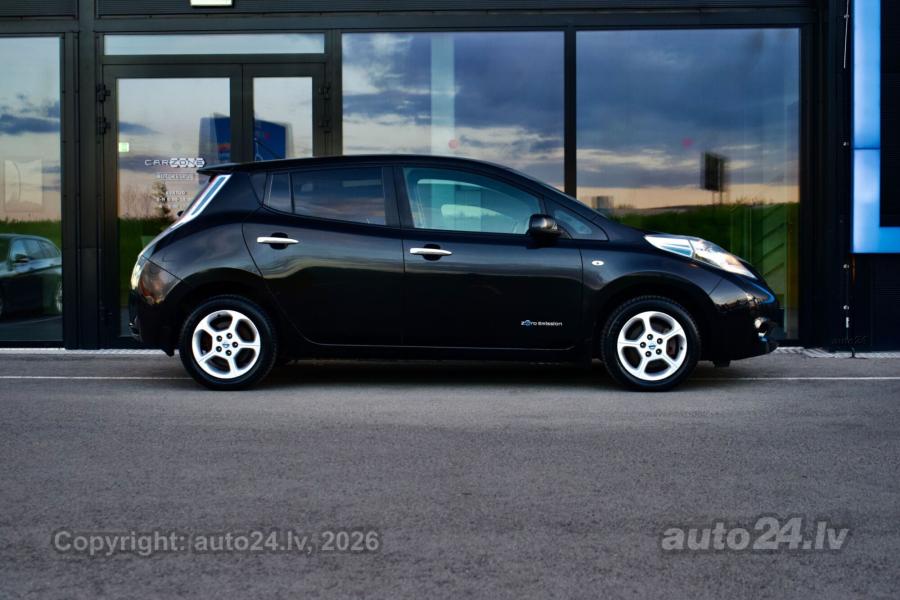 Melns Nissan Leaf 2014 Tallina, ar dzinēja tilpumu 0.00 L un nobraukumu 181 tūkst. km par 4900 €, foto 6 vietnē AUTOMOTO.COM.LV