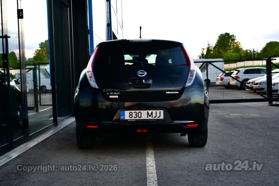 Melns Nissan Leaf 2014 Tallina, ar dzinēja tilpumu 0.00 L un nobraukumu 181 tūkst. km par 4900 €, foto 8 vietnē AUTOMOTO.COM.LV
