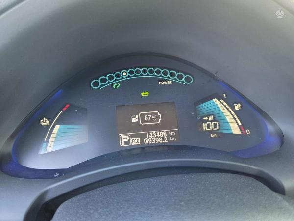 Black Nissan Leaf 2014 in Marijampole, with an engine capacity of 0.00 L and mileage of 143 thousand km for 4200 €, photo 9 on AUTOMOTO.COM.LV