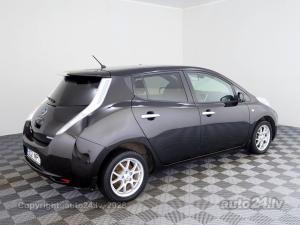 Black Nissan Leaf 2014 in Tallinn, with an engine capacity of 0.00 L and mileage of 188 thousand km for 2499 €, photo 4 on AUTOMOTO.COM.LV