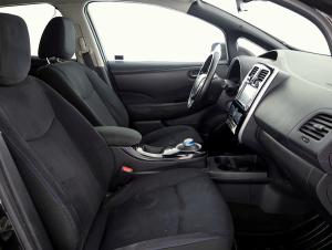 Black Nissan Leaf 2014 in Tallinn, with an engine capacity of 0.00 L and mileage of 188 thousand km for 2299 €, photo 7 on AUTOMOTO.COM.LV