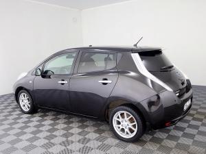 Black Nissan Leaf 2014 in Tallinn, with an engine capacity of 0.00 L and mileage of 188 thousand km for 2299 €, photo 14 on AUTOMOTO.COM.LV