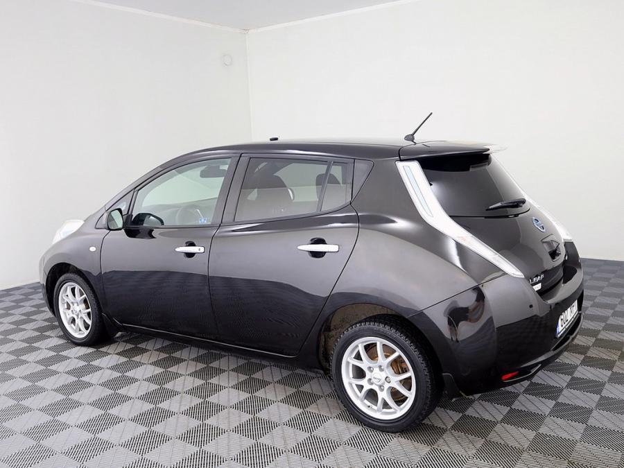 Black Nissan Leaf 2014 in Tallinn, with an engine capacity of 0.00 L and mileage of 188 thousand km for 2299 €, photo 14 on AUTOMOTO.COM.LV