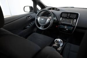 Black Nissan Leaf 2015 in Jelgava, with an engine capacity of 0.00 L and mileage of 134 thousand km for 5900 €, photo 8 on AUTOMOTO.COM.LV