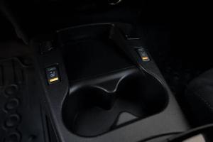 Black Nissan Leaf 2015 in Jelgava, with an engine capacity of 0.00 L and mileage of 134 thousand km for 5900 €, photo 17 on AUTOMOTO.COM.LV