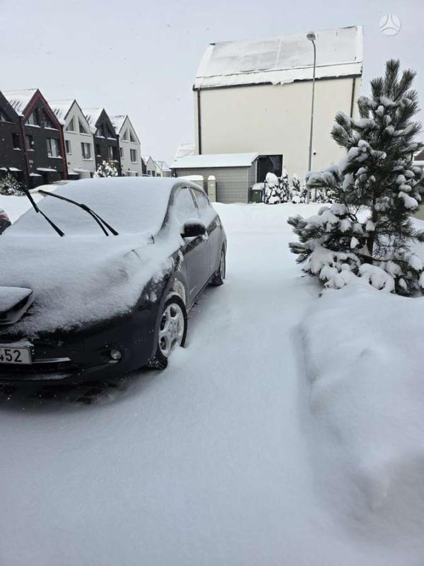 Black Nissan Leaf 2016 in Vilnius, with an engine capacity of 0.00 L and mileage of 113 thousand km for 6500 €, photo 1 on AUTOMOTO.COM.LV