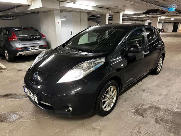 Black Nissan Leaf 2016 in Kaunas, with an engine capacity of 0.00 L and mileage of 158 thousand km for 3500 €, photo 1 on AUTOMOTO.COM.LV