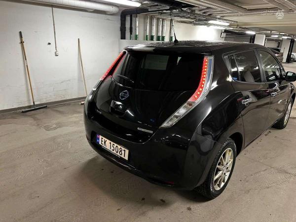 Black Nissan Leaf 2016 in Kaunas, with an engine capacity of 0.00 L and mileage of 158 thousand km for 3500 €, photo 4 on AUTOMOTO.COM.LV