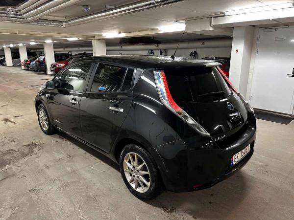 Black Nissan Leaf 2016 in Kaunas, with an engine capacity of 0.00 L and mileage of 158 thousand km for 3500 €, photo 5 on AUTOMOTO.COM.LV