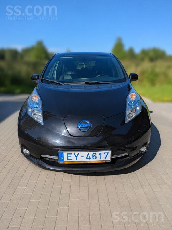 Melns Nissan Leaf 2017 Rīga, ar dzinēja tilpumu 0.00 L un nobraukumu 161 tūkst. km par 6000 €, foto 1 vietnē AUTOMOTO.COM.LV
