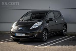 Black Nissan Leaf 2017 in Riga, with an engine capacity of 0.00 L and mileage of 161 thousand km for 4990 €, photo  on AUTOMOTO.COM.LV