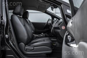 Black Nissan Leaf 2017 in Riga, with an engine capacity of 0.00 L and mileage of 161 thousand km for 4990 €, photo 13 on AUTOMOTO.COM.LV
